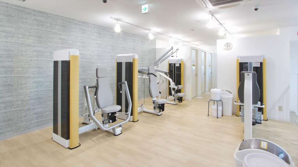 chocoZAP（チョコザップ）の口コミや評判はひどい？脱毛・エステマシンについてやシャワーの有無まで徹底解説！ - Getfit